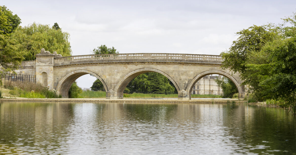 Burghley House | Restoration of Iconic 18th Century Lion Bridge