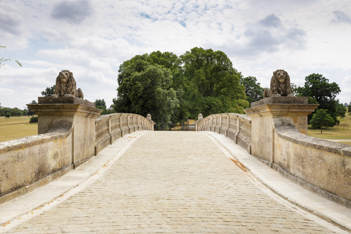 Burghley House | Restoration of Iconic 18th Century Lion Bridge